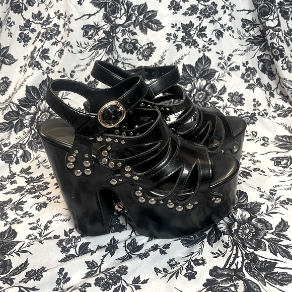 Sugar Thrillz | Shoes | Sugar Thrillz Black Studded Platform Sandals ...